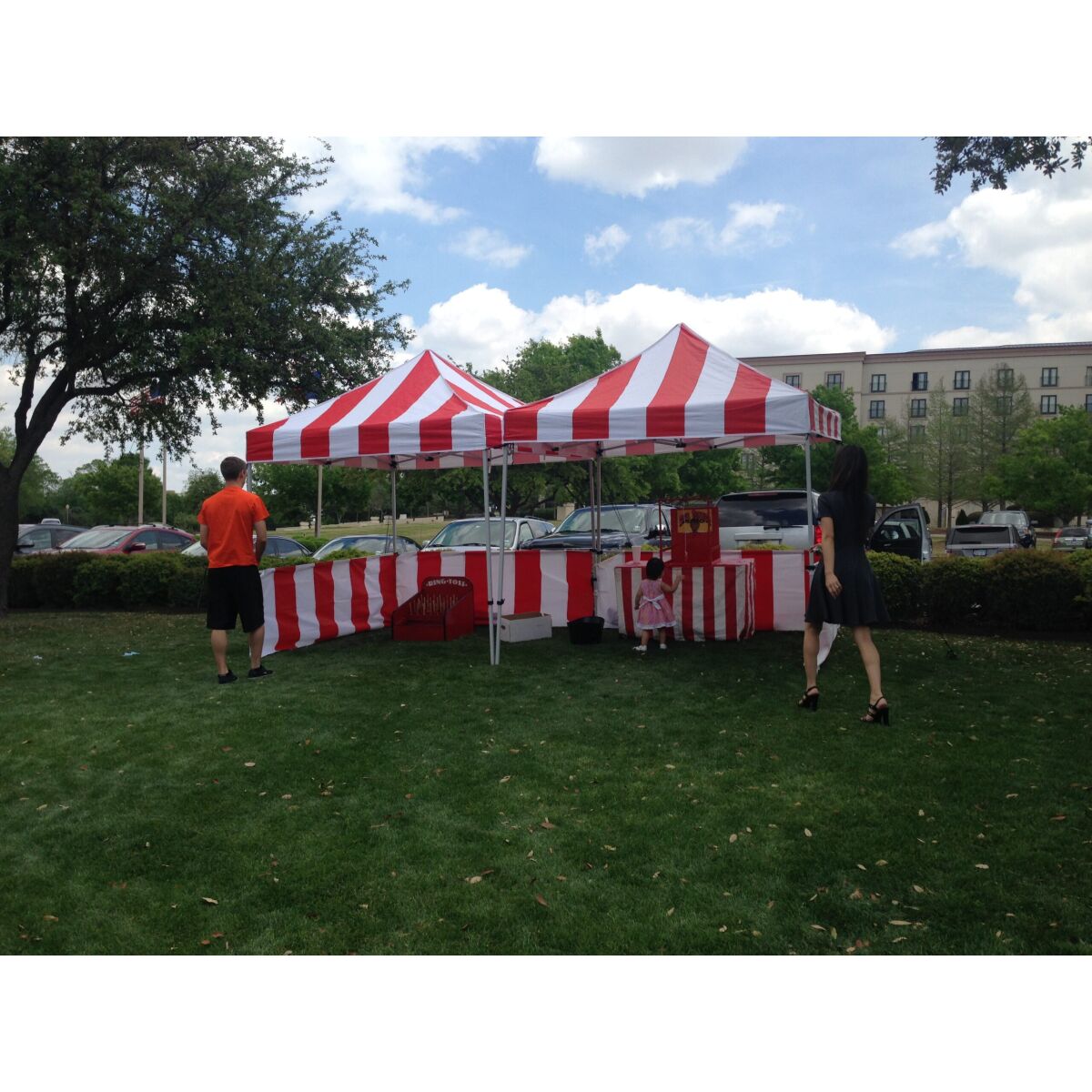 RED/WHITE CARNIVAL TENT – TEXAS ENTERTAINMENT