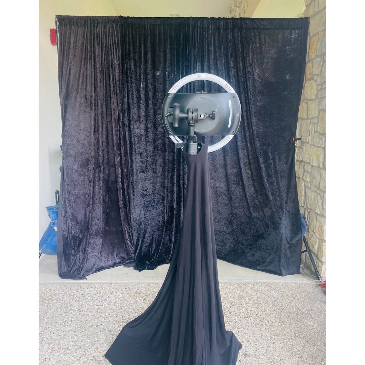 Halo Photo Booth - TEXAS ENTERTAINMENT