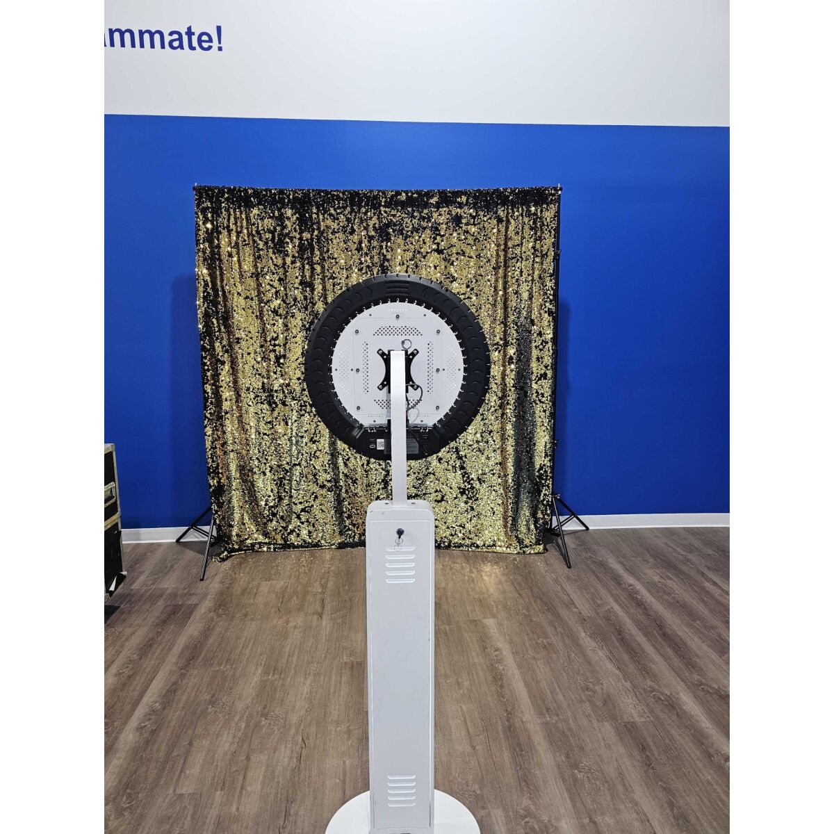 Halo Photo Booth - TEXAS ENTERTAINMENT