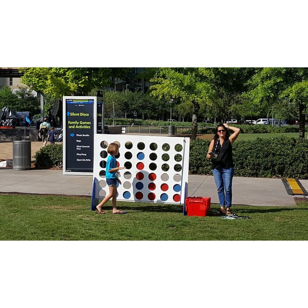 Giant Connect 4 - TEXAS ENTERTAINMENT